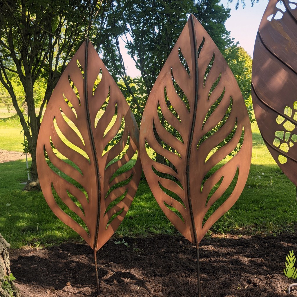 Statement Wavy Leaf Sculpture | Fine Metal Garden Sculptures | Ontario ...